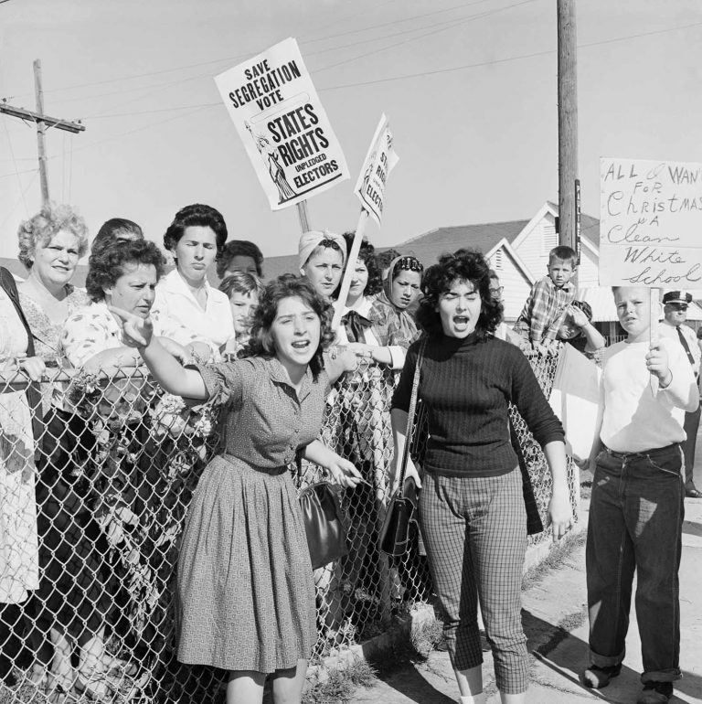 Ruby Bridges, the first African-American to attend a white elementary ...