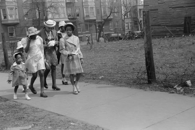 African-Americans in Chicago's South Side in 1941 / SamePassage