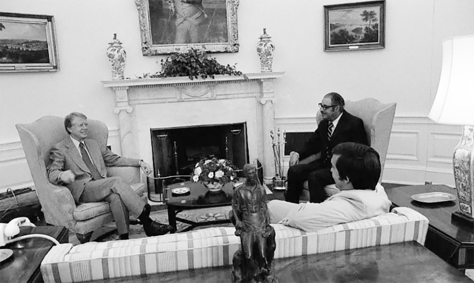 LOUIS E. MARTIN / SamePassage