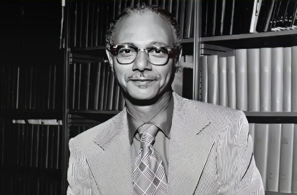 Edwin Roberts Russell / SamePassage