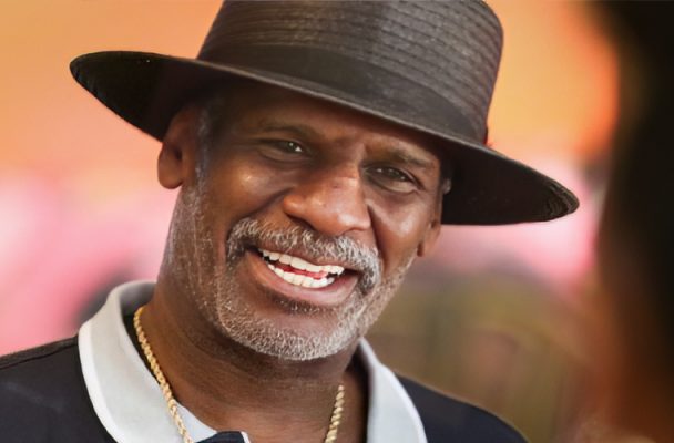 Michael Spinks / SamePassage